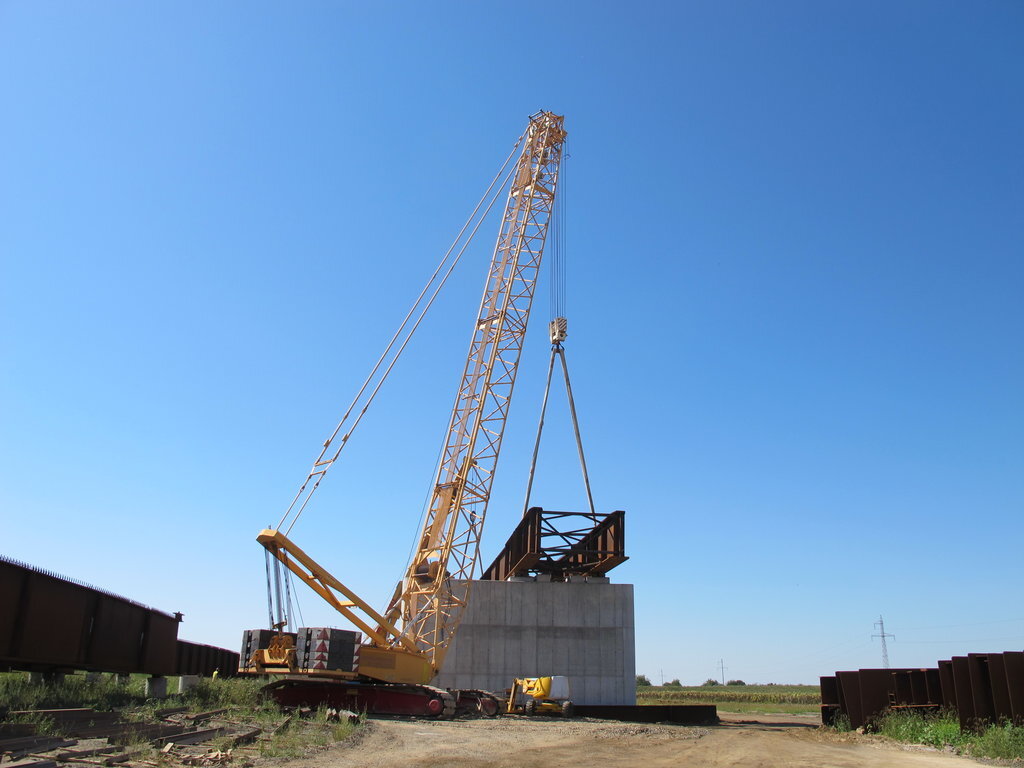DEME MACARALE LA PUTEREA A DOUA | Masini si utilaje